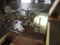 China Dairy Beverage Pneumatic 1500L/H Milk Homogenizer Machine for sale