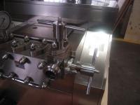 China 6000L/H Removable High Pressure Homogenizer For Lubricant for sale