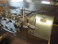 China Diaphragm 1000L/H SS Food Homogenizer Machine Two Stage for sale