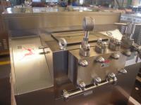 China Blending Tank 5000L/H Milk Dairy Homogenizer Two Stage for sale
