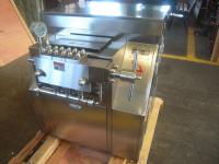 China Stainless Steel 3 Plungers Two Stage Homogenizer 1000L/H for sale
