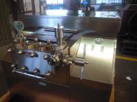China 3 Plunger Double Stage Milk Homogenizer Machine 3000L/H for sale