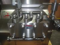 China Stainless Steel High Pressure Homogeniser Polished Surface Dairy Homogenizer for sale