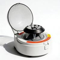 China 4000rpm Mini Centrifuge Machine Low Noise Lab Centrifuge Machine OEM For DNA Blood PCR Applications for sale