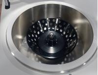 China Laboratory Centrifugal Vacuum Concentrator 300rpm - 2000rpm Vacuum Centrifuge Concentrator for sale