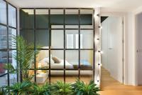 China Office Wall Partitions With Soundproof And Adjustable Modern Office Partitions Of Aluminum Alloy Glass Door Material for sale