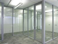 China Clear Tempered Modern Office Glass Partition System Easy For Cleaning for sale