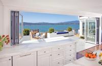 China Balcony Glazed 6mm Insulated Aluminium Bifold Windows for sale