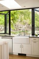 China Sound Proof Screens T5 Aluminum Bifold Windows for sale