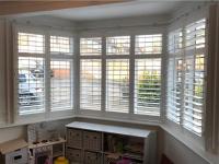 China Shutters Tempered Glass Aluminum Louver Window for sale