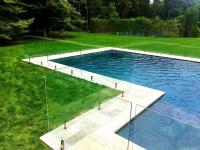 China Outdoor Stainless Steel Frameless Aluminum Handrail With Glass for sale