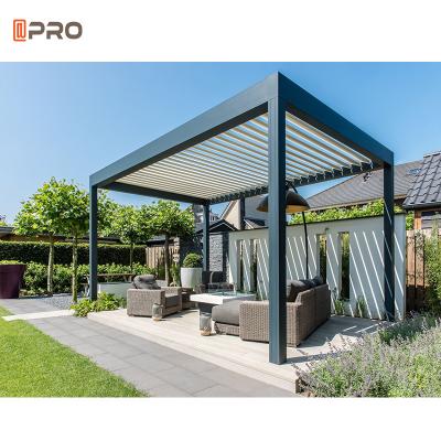 China Retractable Louvre Roof Aluminium Alloy Pergola For Sunshade for sale