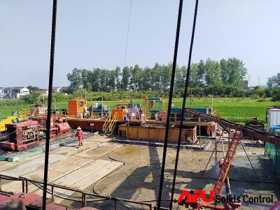 China Horizontal Directional Drilling Solids Control System Skid Mounted For Trenchless Industry for sale