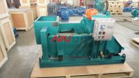 China Single Deck Carbon Steel Drilling Mud Shaker Wedge Type With Compact Design for sale