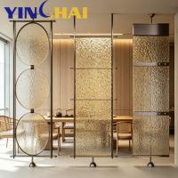 China Custom Stainless Steel Divider Screen with Vertical Rippled Gradient Decorative Glass for sale