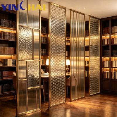 China Custom Luxury Stainless Steel Screen Partition With Decorative Glass Panel for sale