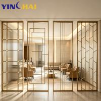China Custom Stainless Steel Reeded Glass Room Divider For Indoor Decoration for sale