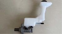 China CYLINDER ASSEMBLY-BRAKE MASTERFITS Nissan D60104BA0A Nissan D6010-4BA0A Nissan Master Cylinder for sale
