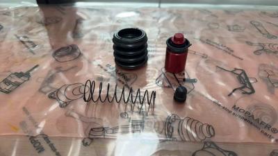 China MD997786 Clutch Slave Cylinder Kit Fits Mitsubishi L300 L200 Pajero for sale