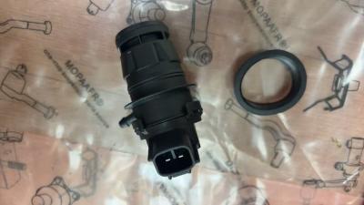 China 85330-60160 Windshield Washer Motor Pump Fits 8533060160 Toyota Camry RAV4 Highlander for sale
