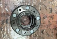 China 43502-69085 Wheel Hub Fits 4350269085 TOYOTA LAND CRUISER 4.2 D HZJ 105 GX front wheel bearing hub assembly replacement for sale