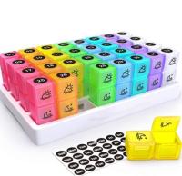 China 32 Compartment Plastic Pill Box Medicine Organizer Case 22x5.2x2.6cm Custom Color for sale