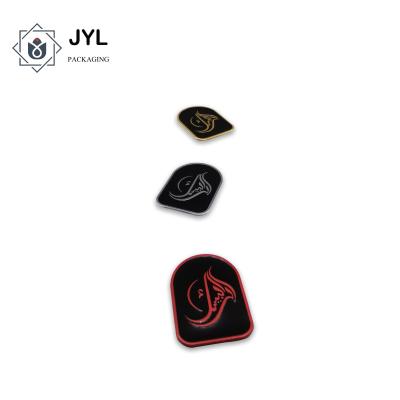China Custom Zamac Metal Sticky Adhesive Backed Aluminum Labels 3D Embossed Logo Waterproof for sale