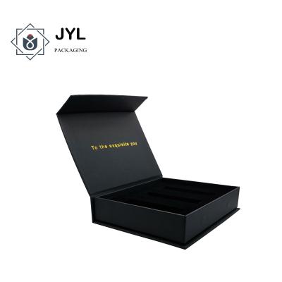 China Custom Handmade Perfume Packaging Boxes Thicken Leakproof Cosmetic Gift Box 1000 pcs MOQ for sale