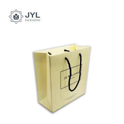 China Custom Cardboard Cosmetic Paper Bag for Perfume 1000 pcs MOQ RoHS Compliant for sale
