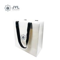 China RoHS Recycled Paper Gift Bags with Handles Antibacterial Rectangle 1000pcs for sale
