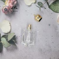 China Personalized Caps For Perfume Bottles Material Cylinder Shape Different Colors for sale