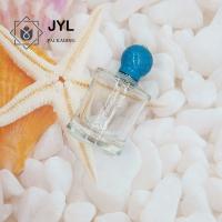 China Dustproof Metal Perfume Cap With Zircon Oxidation Resistance for sale
