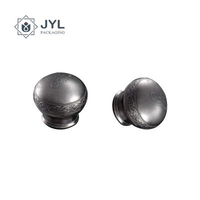 China Zinc Alloy Liquor Bottle Caps Rustproof Spirit Bottle Tops Custom 2000pcs for sale