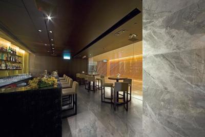 China Braccia Grey Marble Look Porcelain Tile 600x1200mm Chemical Resistant 12mm Thickness for sale