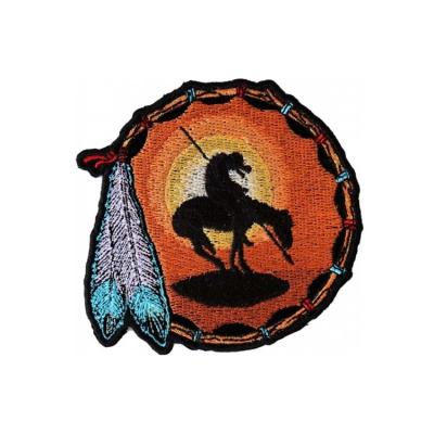 China Custom Embroidered Iron On Patches Heat Cut Fabric Decorative Badges 100pcs MOQ for sale