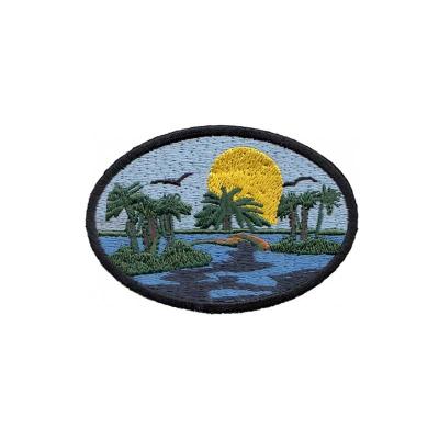 China Custom Embroidered Patches 3.5 Inch 2.5 Inch Iron On Heat Press Woven Chenille Patches Wholesale for sale