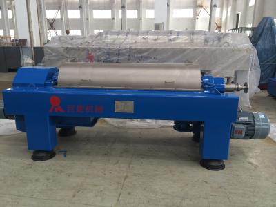China Tricanter continuous decanter centrifuge specially for aging oil treatment for sale