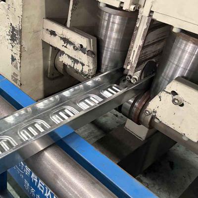 China 50mm Height Molded Raceway Cable Tray For Temperature Range -40°C To 120°C To Protect Cables In Harsh Environments for sale