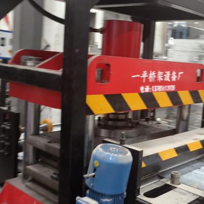 China Customizable Cable Tray Cap Machine with 10-15m/min Production Speed and 380V Voltage for sale