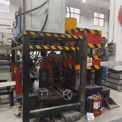 China Three Beams And Four Columns Layout Cable Tray Production Line Molded For 22kw Power Distribution for sale