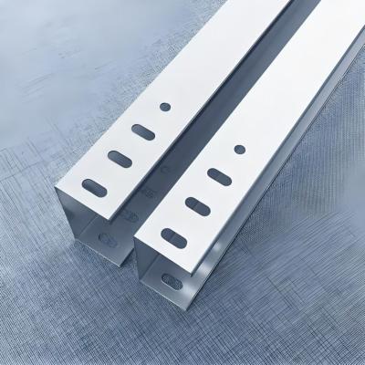 China Wall Mount Galvanized Enclosed Cable Tray For Dependable Cable Management for sale