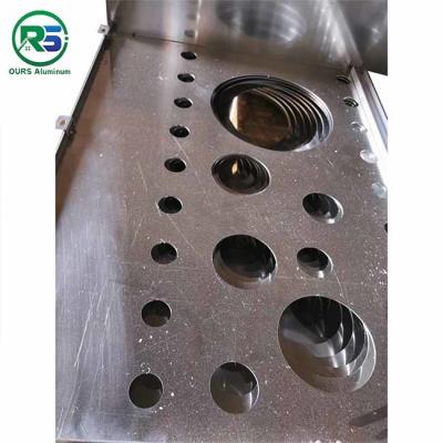 China Irregular Perforated Metal Aluminum Ceiling Panel PVDF PPG Surface 2/3/4/5/6mm Thickness for sale