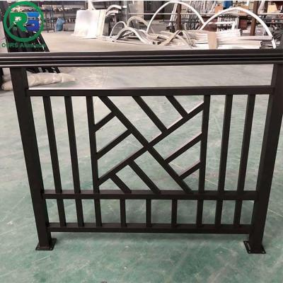 China Self Cleaning PVDF Coated Cladding Aluminium Picket Fence For Exterior for sale