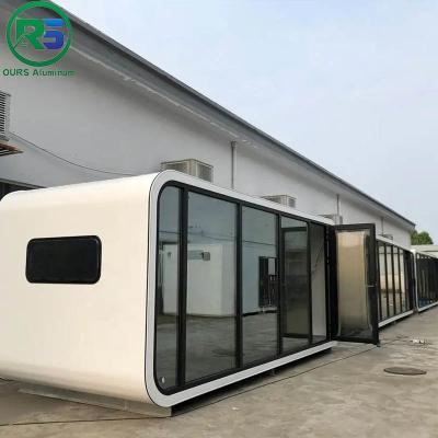 China Camping Rooms 40ft Sunshine House Complete Container Resort Hotel Capsule Home for sale