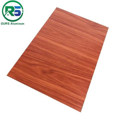 China Square Tube Linear Suspended Metal Ceiling For Decoration Fireproof for sale