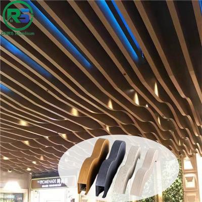 China Environmental Friendly Linear Suspended Metal Ceiling 0.9mm White Aluminum Ceiling for sale