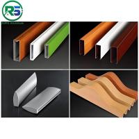 China Environmental Friendly Linear Suspended Metal Ceiling 0.9mm White Aluminum Ceiling for sale