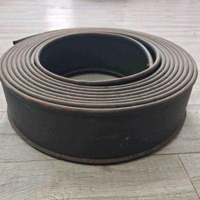 China Pathways Recycled Plastic Garden Edging 5in 20ft Weather Resistant  Flex Wall Edging for sale
