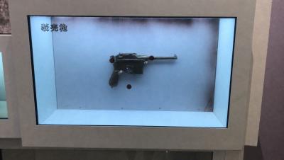 China 32-inch showcase in the Jinxiao Detachment Memorial Hall of East Zhejiang for sale