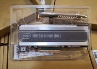 China Intel hard drive Solid-State Drive DC P4618 Series with PCIE card 6.4T for sale
